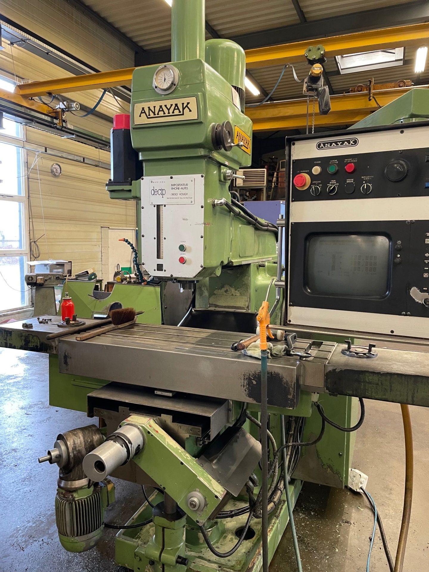 Universal CNC Milling Machine - ANAYAK - 1080 - Axel Machines