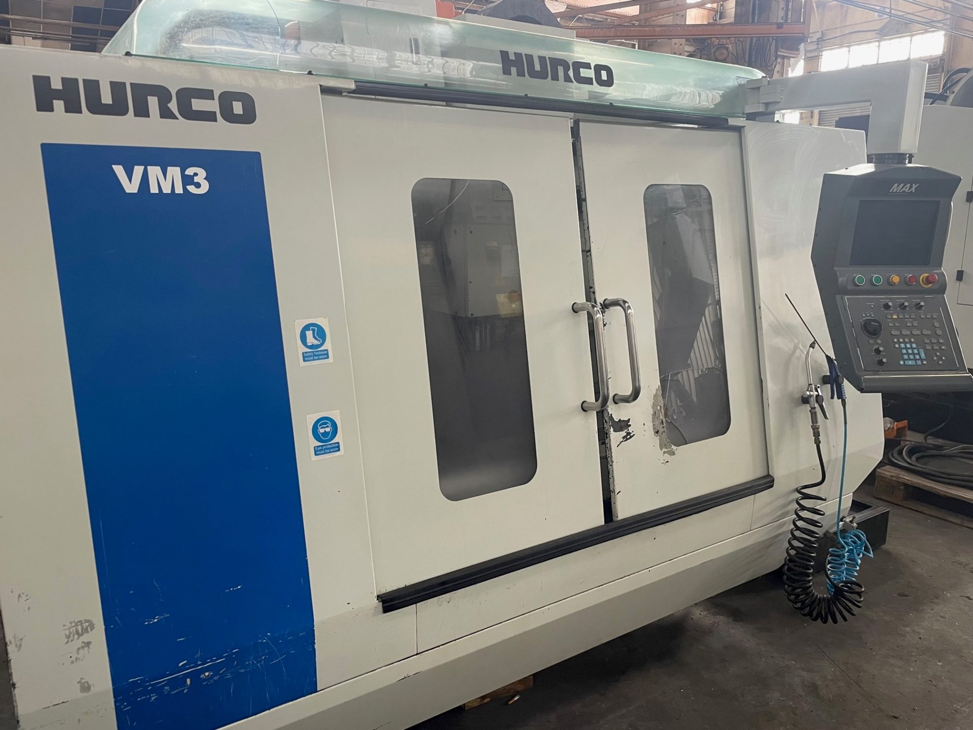 3 Axis Vertical Machining Center - HURCO VM3 - Axel Machines