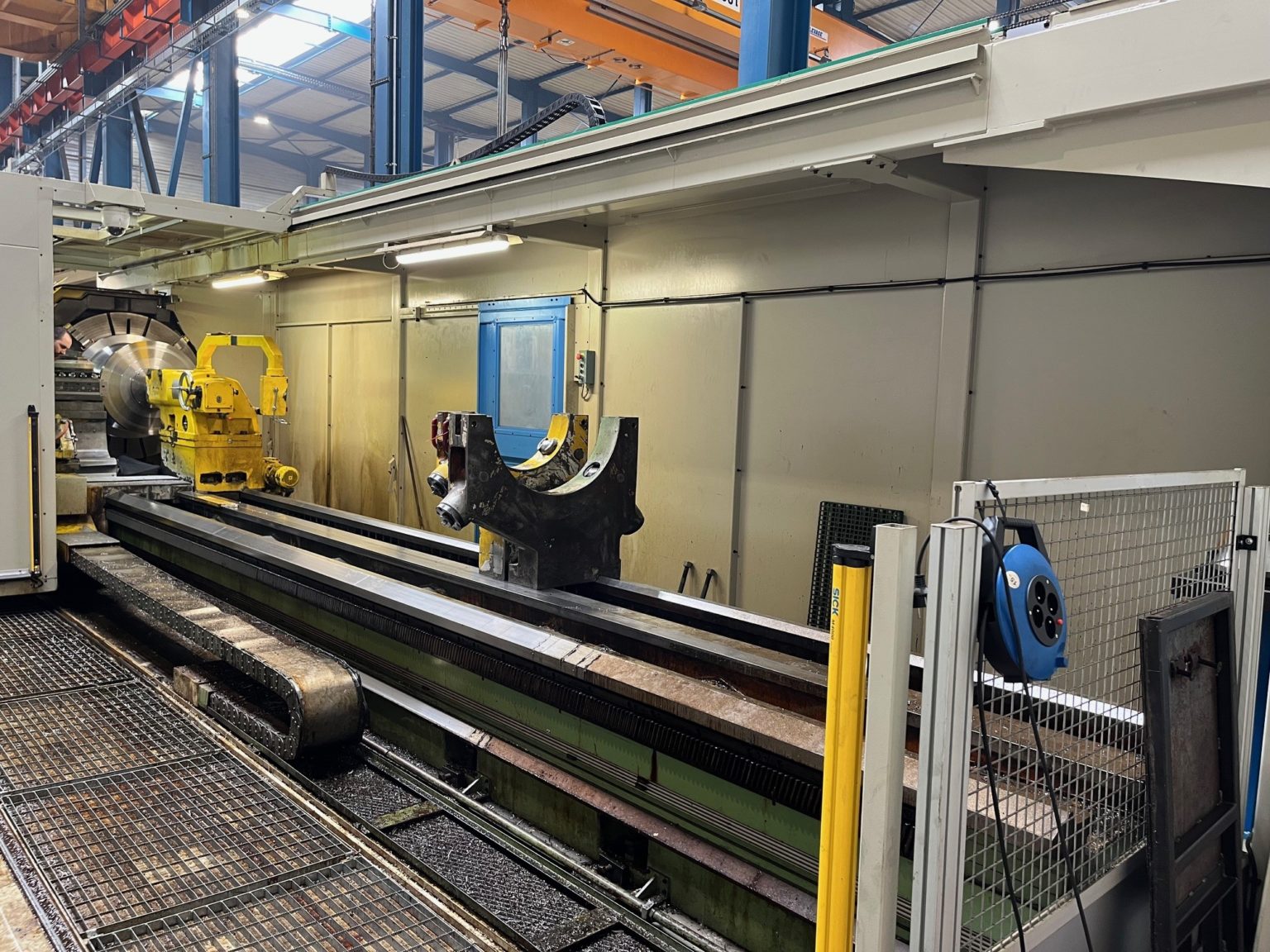 CNC LATHE - GEMINIS - GHT9 - 1600 x 8000 - Axel Machines